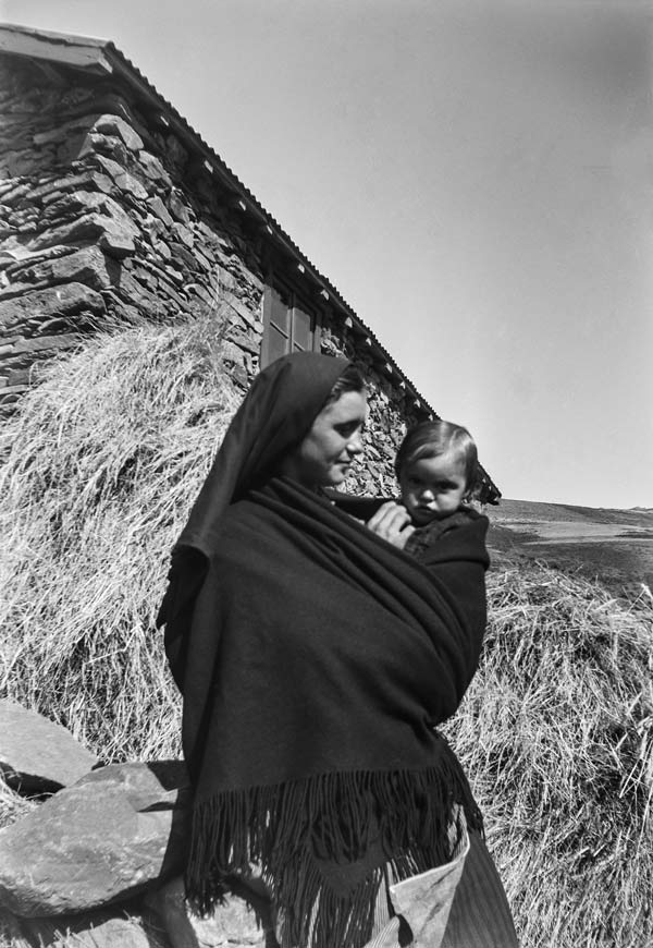 MARIA LAMAS | AS MULHERES DE MARIA LAMAS | ARTECAPITAL.ART